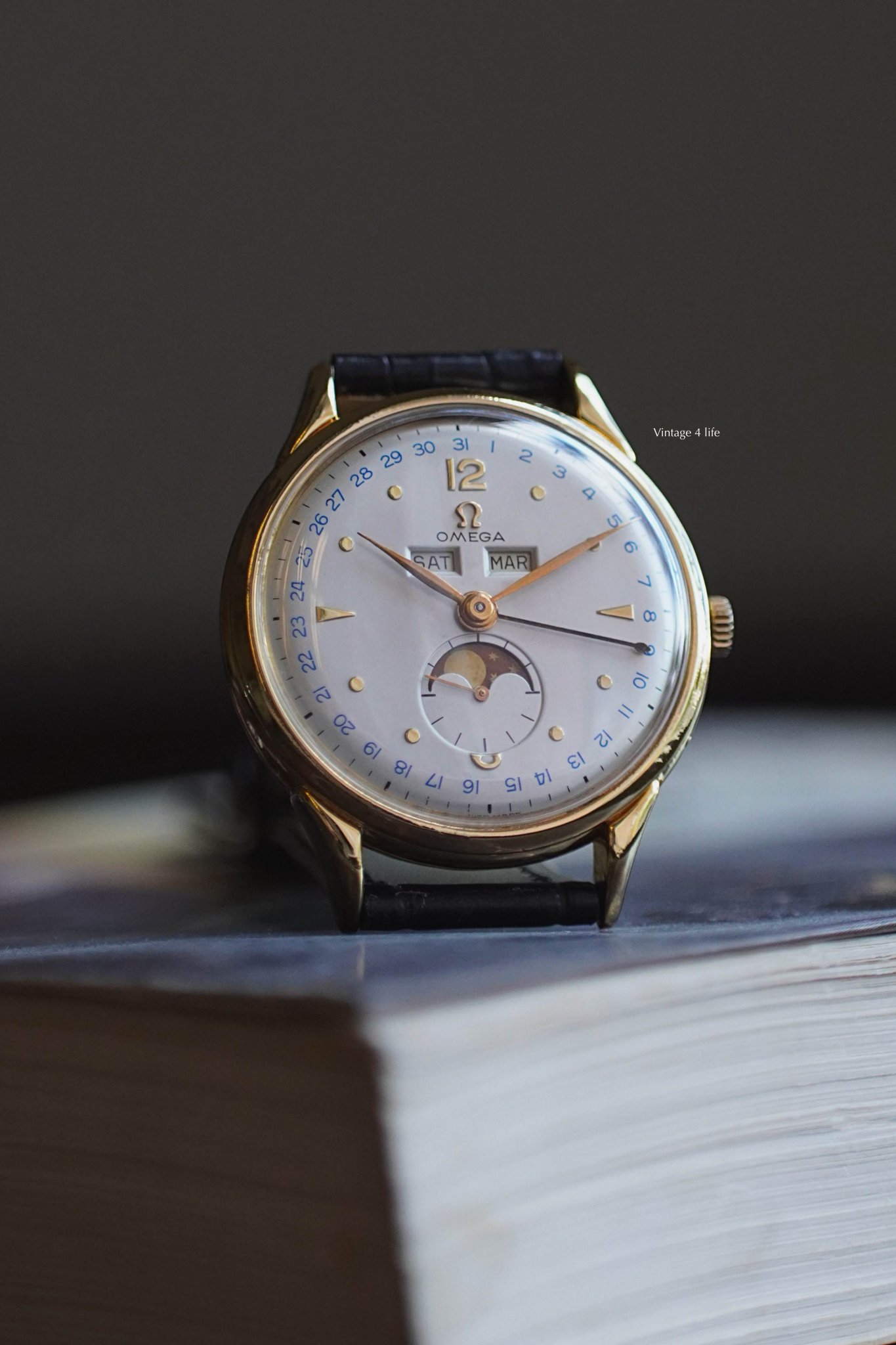 OMEGA Cosmic Moonphase ref. 2486-2 - Vintage 4 life - Vintage watches